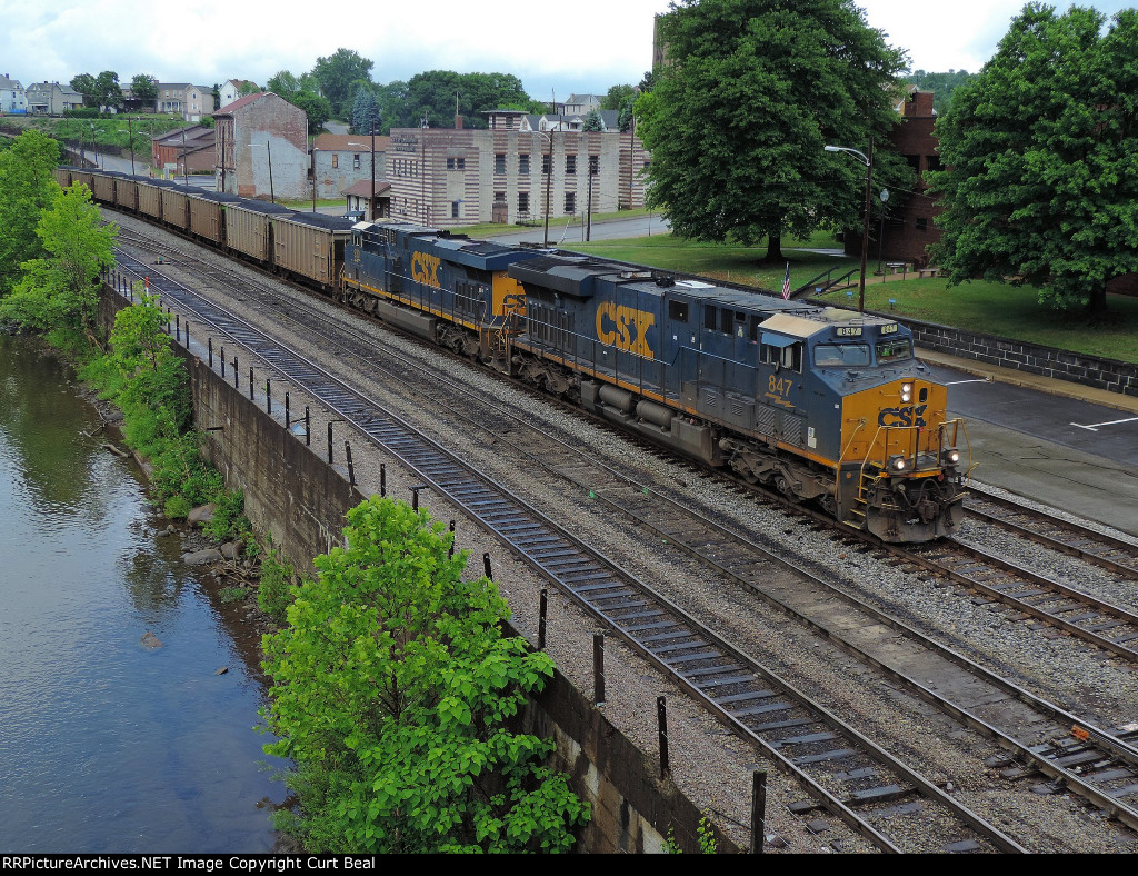 CSX 847 and 930